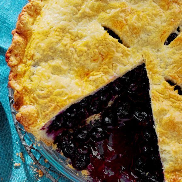 Blueberry Pie - Just Like Grandma's! - Mixin Mamas