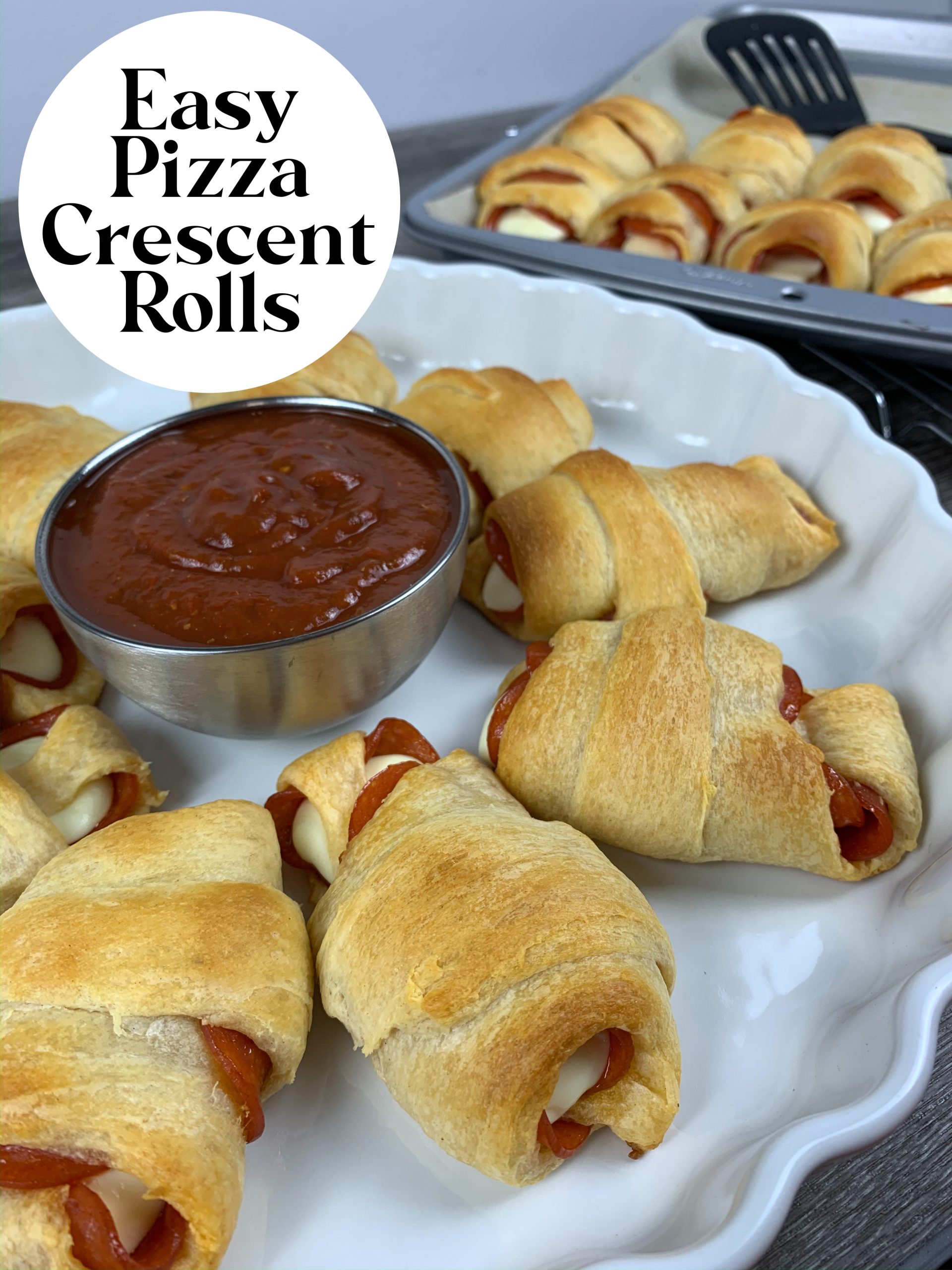 4-Ingredient Pizza Crescent Rolls - Mixin Mamas