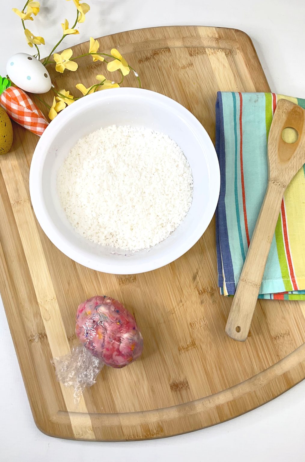 Bunny Butt Cheese Ball Platter - Mixin Mamas