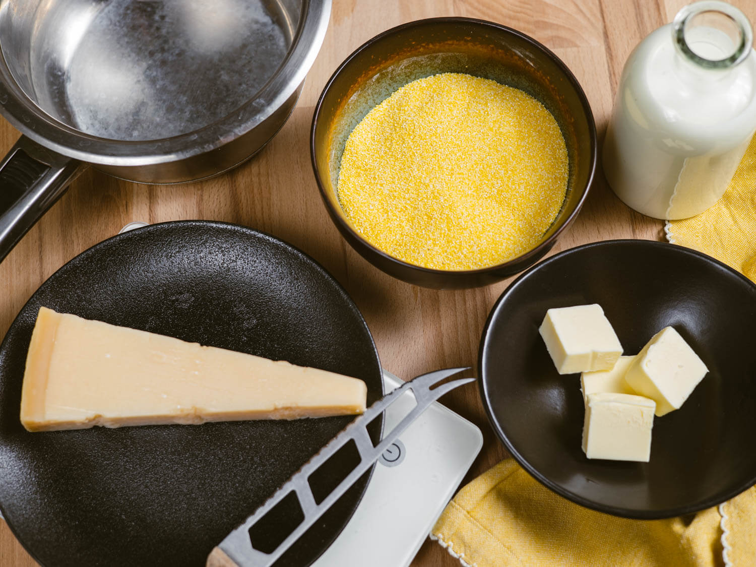 Creamy Parmesan Polenta - Mixin Mamas