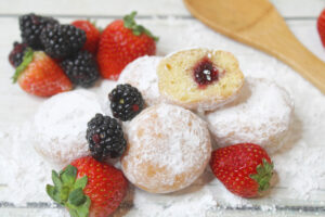 Berry Filled Beignets - Mixin Mamas